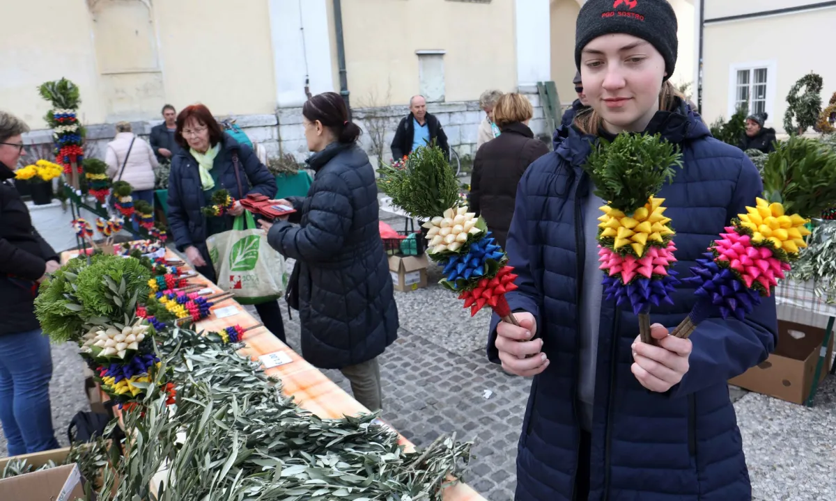 Prazniki: Butarice od dveh evrov naprej