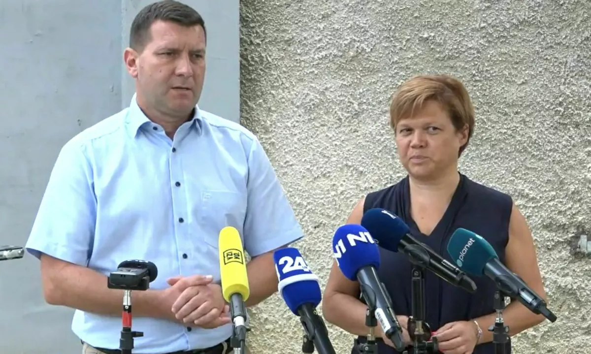 Zapornik s tuberkulozo je hospitaliziran in prejema ustrezno zdravljenje