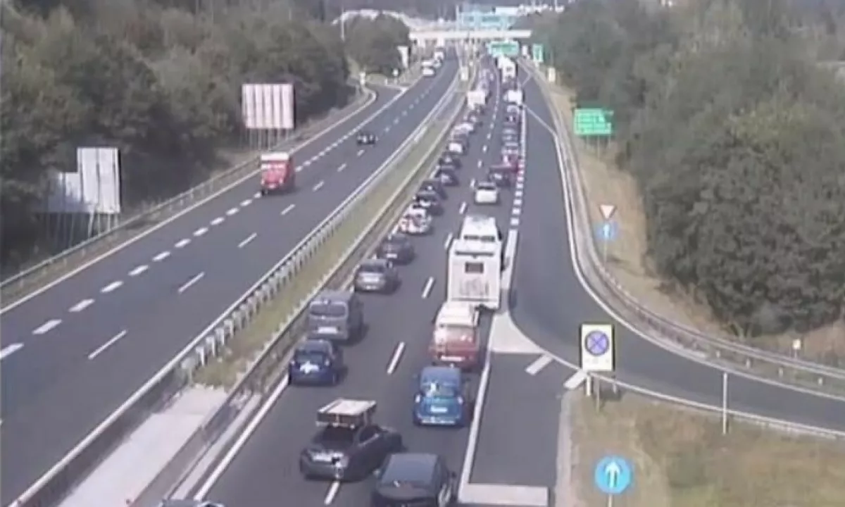 Zastoji na cestah se nekoliko umirjajo