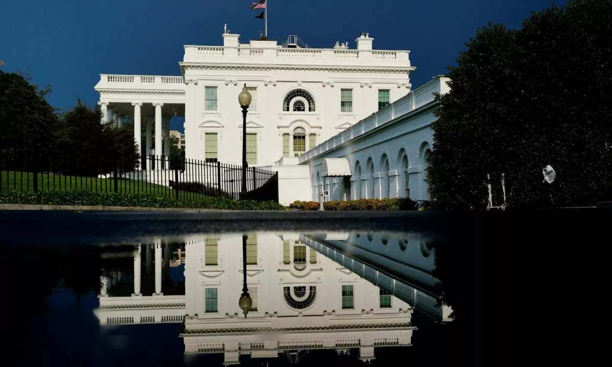 Dolga pot do Bele hiše