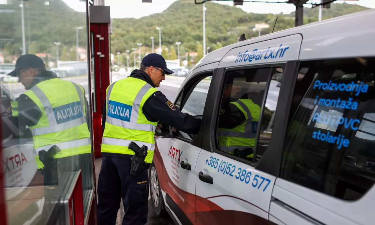 Kako koristen je nadzor na notranjih mejah