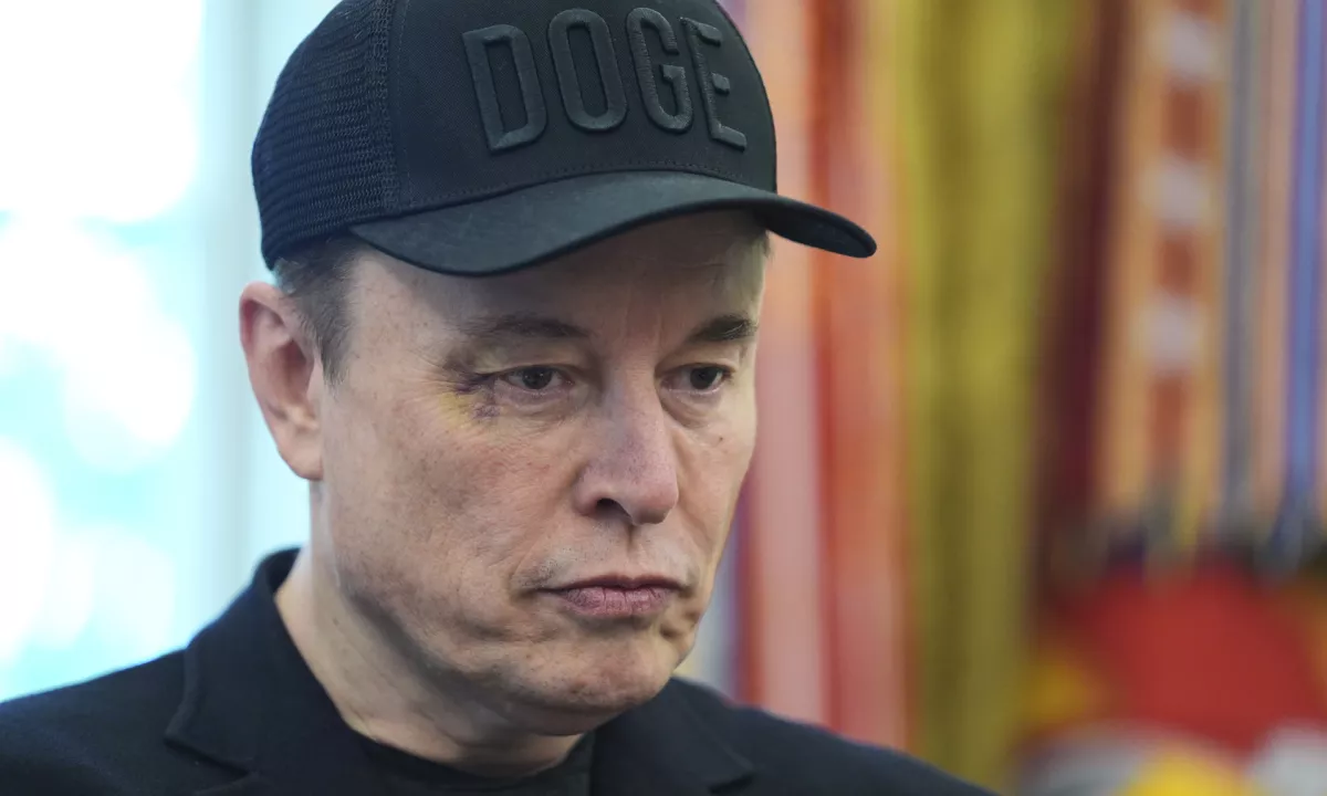 (VIDEO) Musk o svoji modrici: Nisem bil blizu Francije