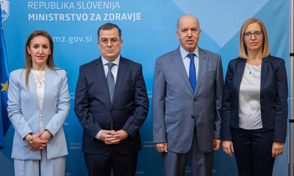 Ob obisku alžirske delegacije dogovori o sodelovanju na projektih za palestinske otroke