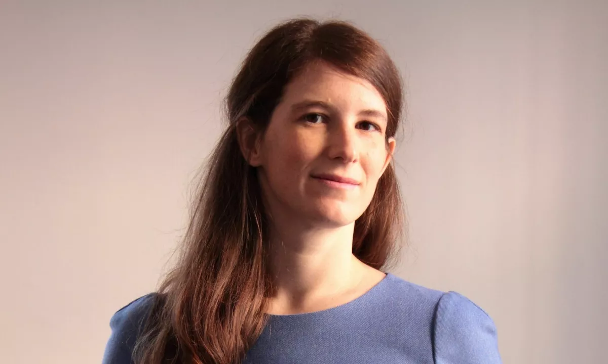 Z bombo lahko orješ tudi v suši