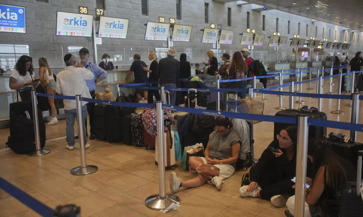 Kaj storiti, ko kljub veljavni vozovnici za vas zmanjka prostora na letalu?