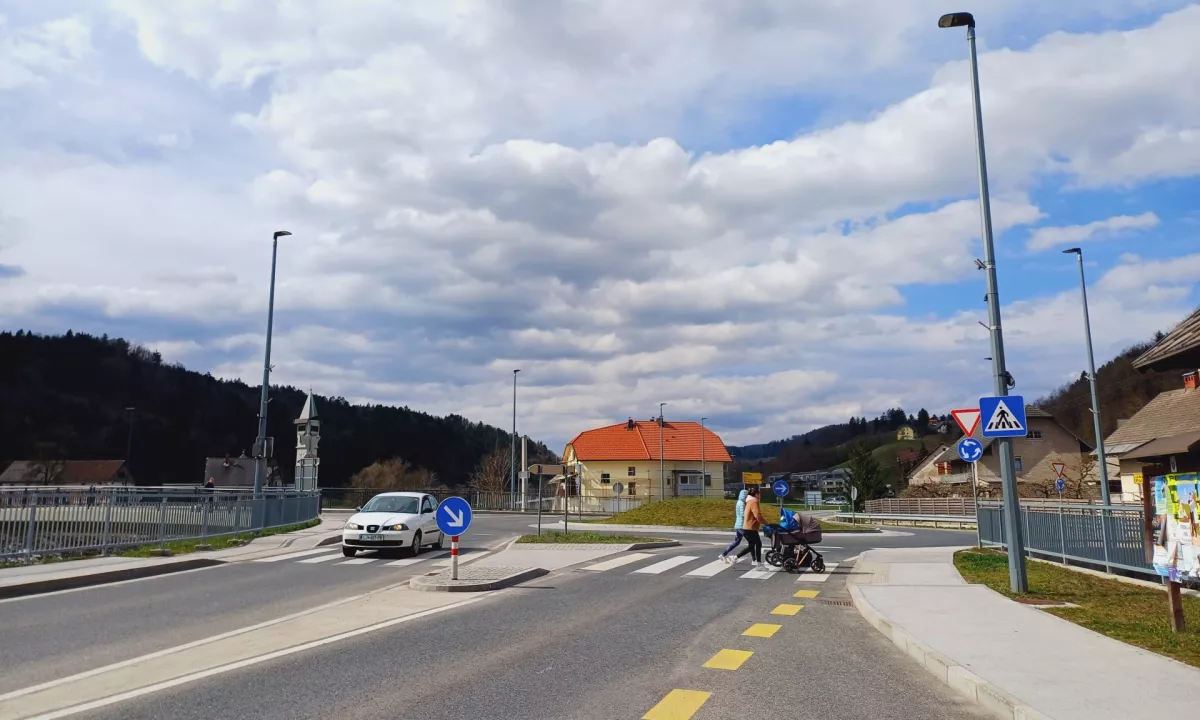 Občina Gorenja vas – Poljane zaradi obnove po poplavah v rdečih številkah