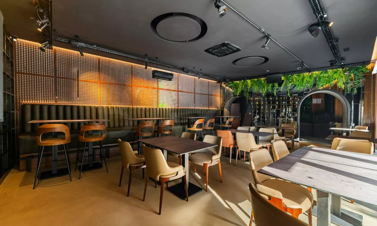 Milijon evrov za prostore restavracije na Trubarjevi