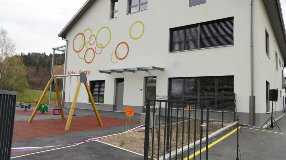 Odprli vrtec Agata v Poljanah